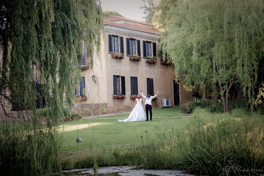 Stress-Free Wedding Planning: A Comprehensive Guide 2024